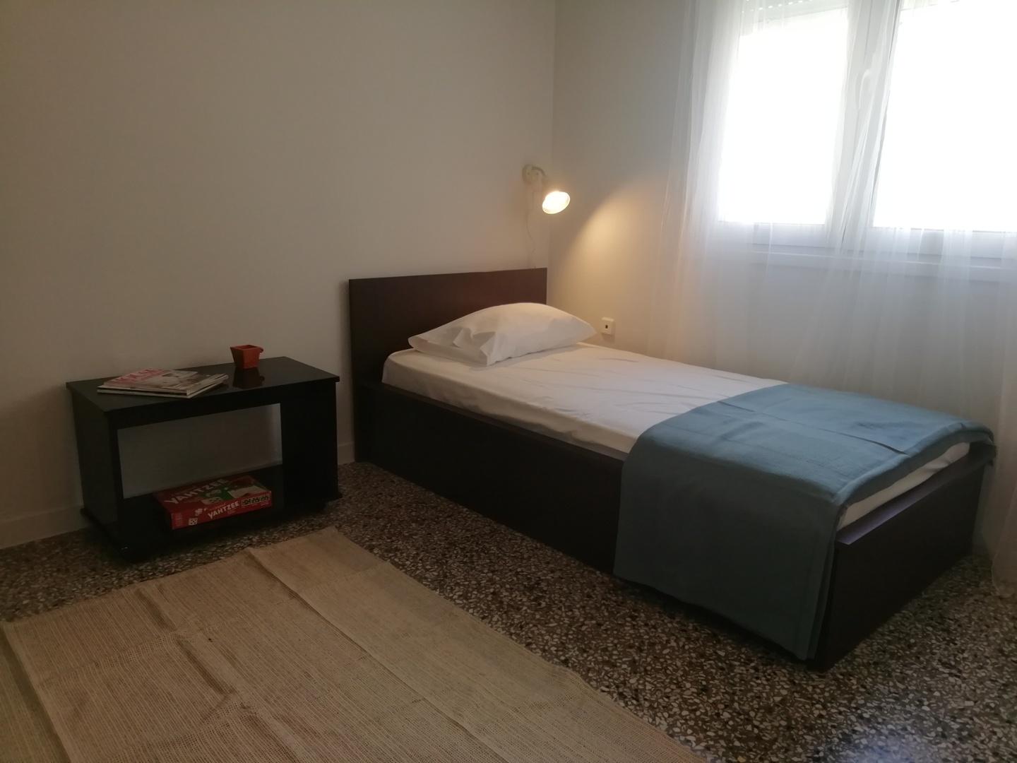 Γκαρσονιέρα με ανεξάρτητη κουζίνα – Μπότσαρη 29Α - The Student Housing ...